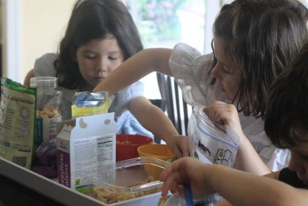 3 DIY Snacks Kids Can Make (and Eat) with Cheerios | Foodlets