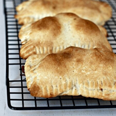 Make-Ahead Turkey Pesto Meatball Pockets - Foodlets