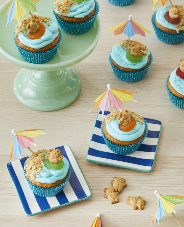 Bears at the Beach Cupcakes - Foodlets