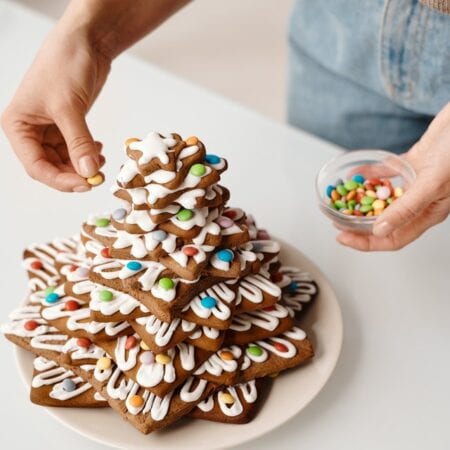 How to Make a Gingerbread Tree - Foodlets